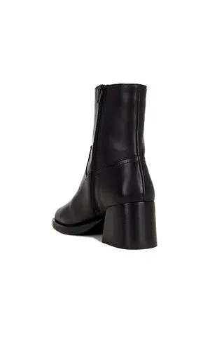 Steve Madden Latches Boots