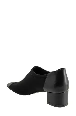 Trotters Lennon Peep Toe Block Heel Pump