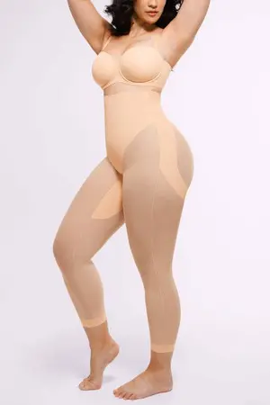 SHAPELLX Butt-lifting Capri - Beige