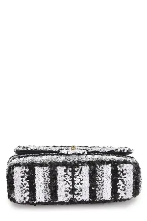 Chanel Flap Bag With Sequins - Multi