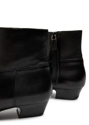 STUART WEITZMAN Stassi 20 Leather Ankle Boots - Black