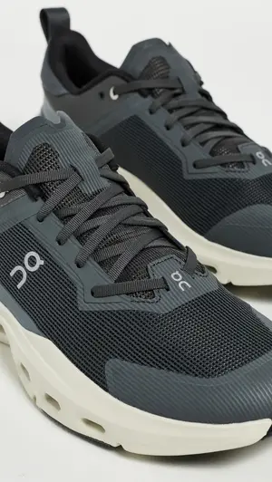 On Cloudpulse Next Sneakers - Shadow/ghost