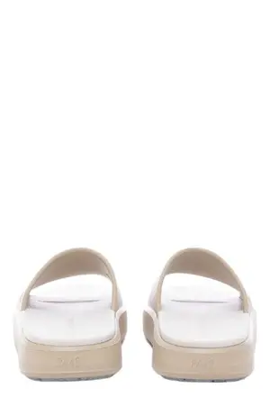 P448 Riviera Slides - Sand