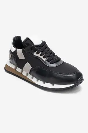 FOREVER & ALWAYS SHOES Vian Leather Platform Sneaker - Black