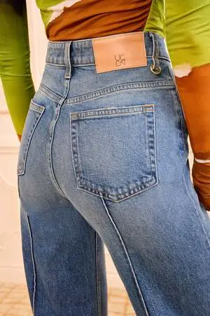 Ulla Johnson The Genevieve Stretch Pintuck Jean