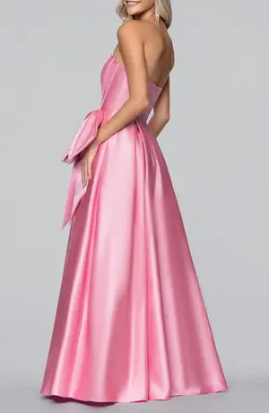 BLONDIE NITES Strapless Satin Ballgown With Bow