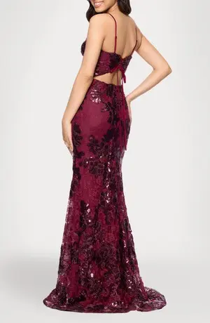 BLONDIE NITES Sequin Lace Gown