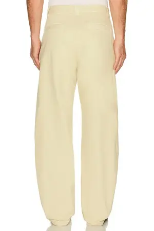 A.p.c. Chino Pant In Cream - Sand