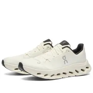 On Cloudtilt Sneaker - Pearl/ice