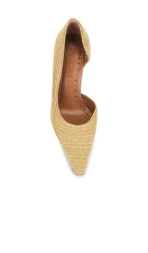 Steve Madden Elegant Raffia Pumps