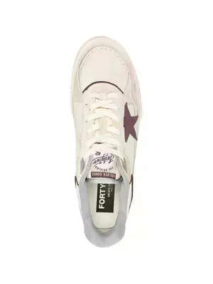 GOLDEN GOOSE Star-embellishment Sneakers - Neutrals