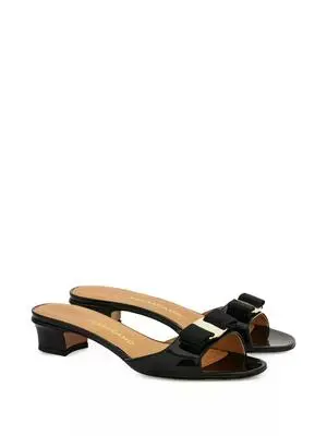 FERRAGAMO Vara Bow-detail Sandals - Black