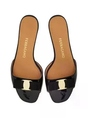 FERRAGAMO Vara Bow-detail Sandals - Black