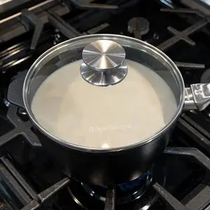 SWISS DIAMOND Chd Nonstick Saucepan With Glass Lid - Black