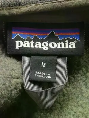 Patagonia Ribbed Knit Buttoned Sweater