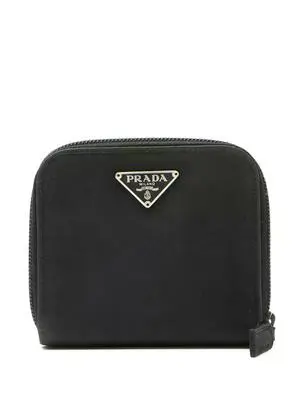 Prada Logo-plaque Zipped Wallet - Black
