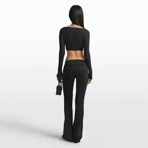 SKIMS Wrap Long Sleeve Cropped Top - Obsidian