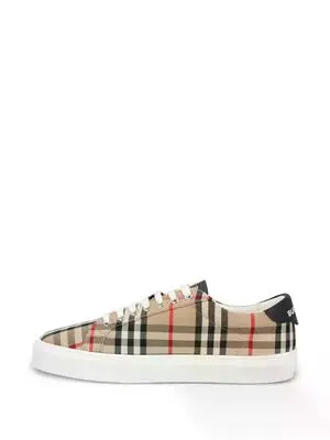 Burberry Flat Oxfords