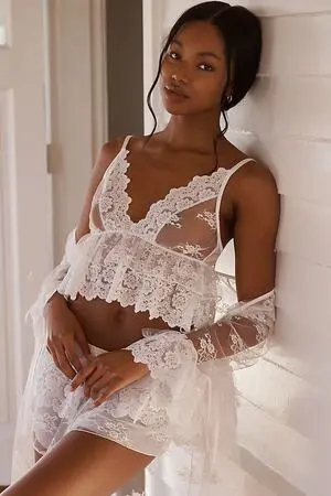 KILO BRAVA Ruffle Lace Bralette