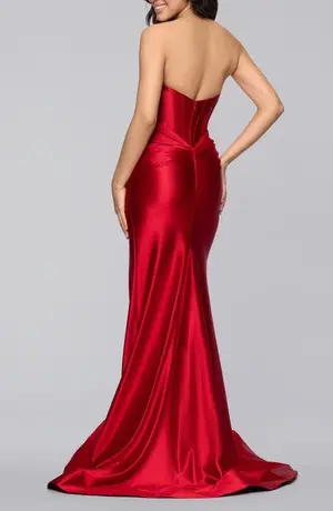 BLONDIE NITES Strapless Satin Gown