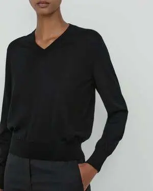 CASASOLA Cosima V-neck Sweater - Black