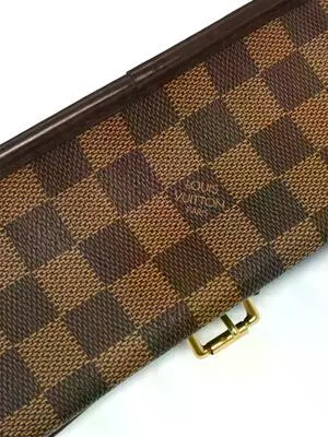 LOUIS VUITTON 2010 Sologne Damier Messenger Bag
