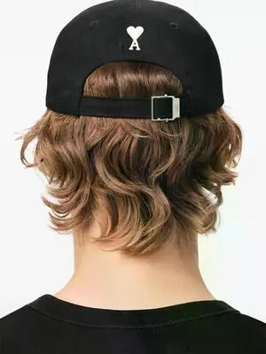 Ami Logo-embroidered Baseball Cap - Black