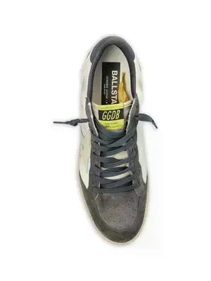 GOLDEN GOOSE Star Appliqué Sneakers - Neutrals