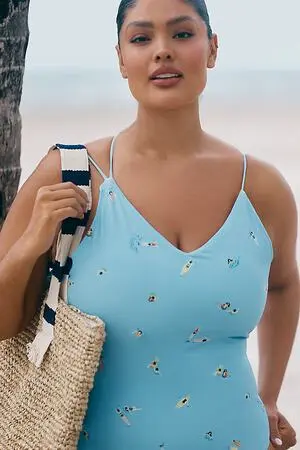 EN SAISON Zoey Plus V-neck One-piece Swimsuit