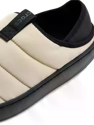 CROCS Puff Moc Sneakers