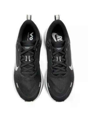 Nike Vomero Plus Sneakers