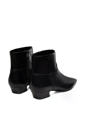 STUART WEITZMAN Stassi Zip Pointed Toe Boots
