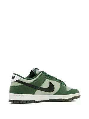 Nike Dunk Low Retro Se Sneakers - Green