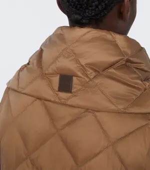 Max Mara Water-repellent Canvas Padded Collar