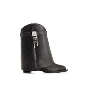Givenchy Round Toe Boots For Men