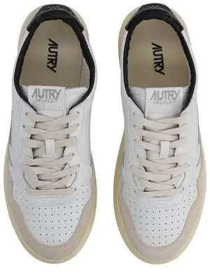 AUTRY Medalist Low Top Sneakers