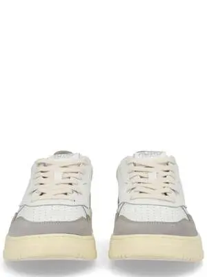 AUTRY Medalist Low Top Sneakers