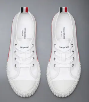 Thom Browne Collegiate Low Top Trainer With Tartan Tread Sole - White