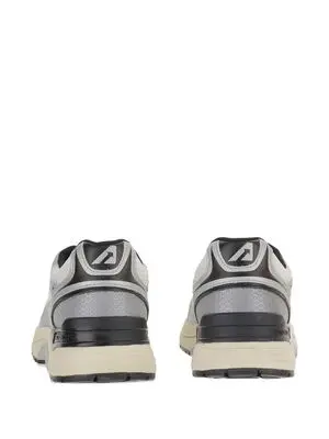 AUTRY Hyperway Low Sneakers - Silver
