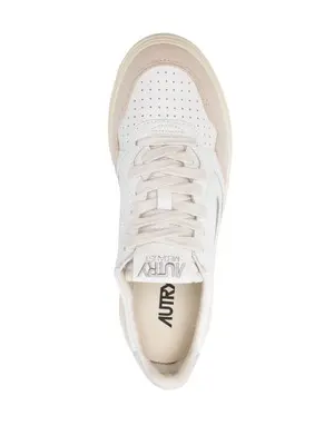 AUTRY Medialist Low Leather Sneakers - Silver