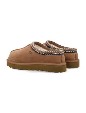 UGG Flat Shoes
