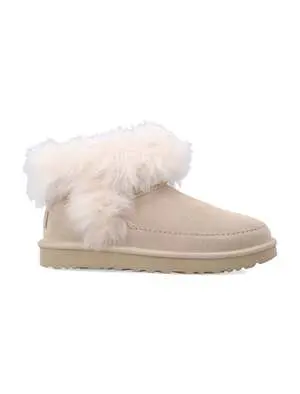 UGG Flat Shoes