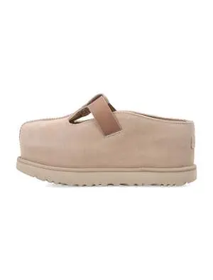 UGG Flat Shoes