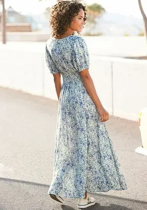 LASCANA Floral Puff Sleeve Maxi Dress