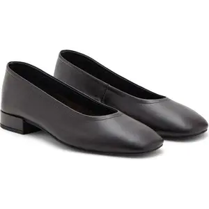 Mango Square Toe Pump