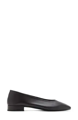 Mango Square Toe Pump