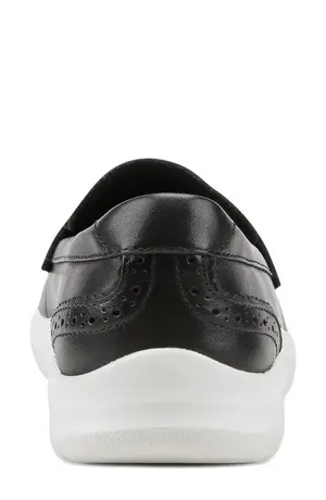Easy Spirit Penny Loafer - Black