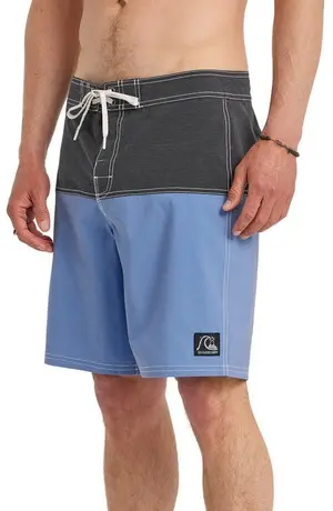 Quiksilver Original Blocked 19" Board Shorts - Riviera