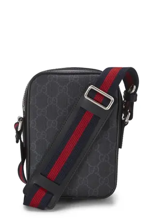 Gucci Gg Supreme Web Messenger