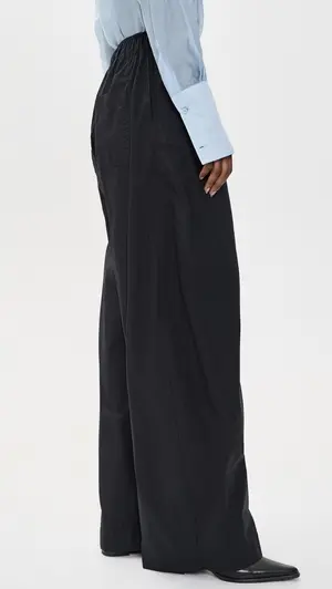 THE LATEST Dora Popeline Pants